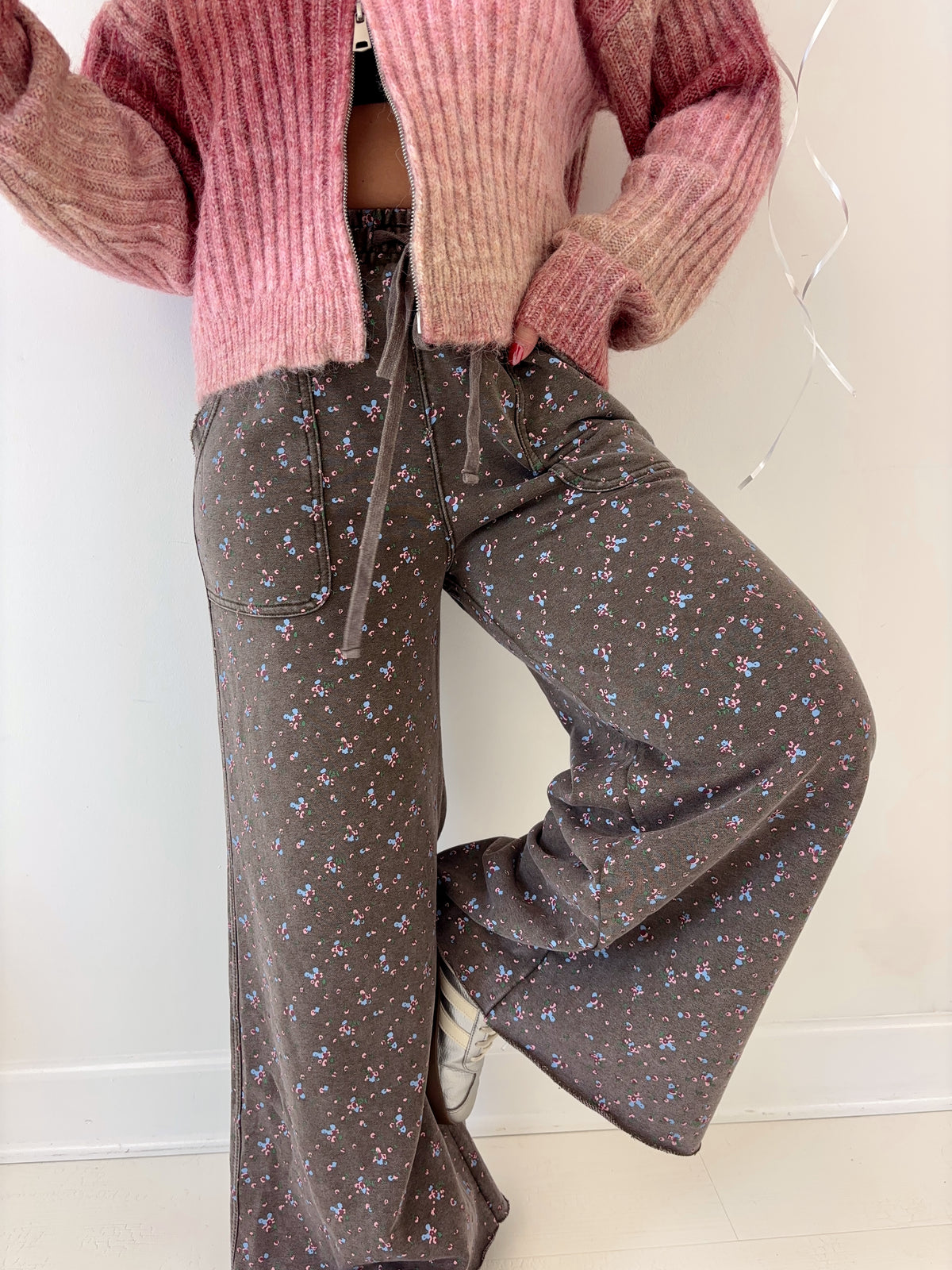 Sadie Floral Pants – MJB Boutique